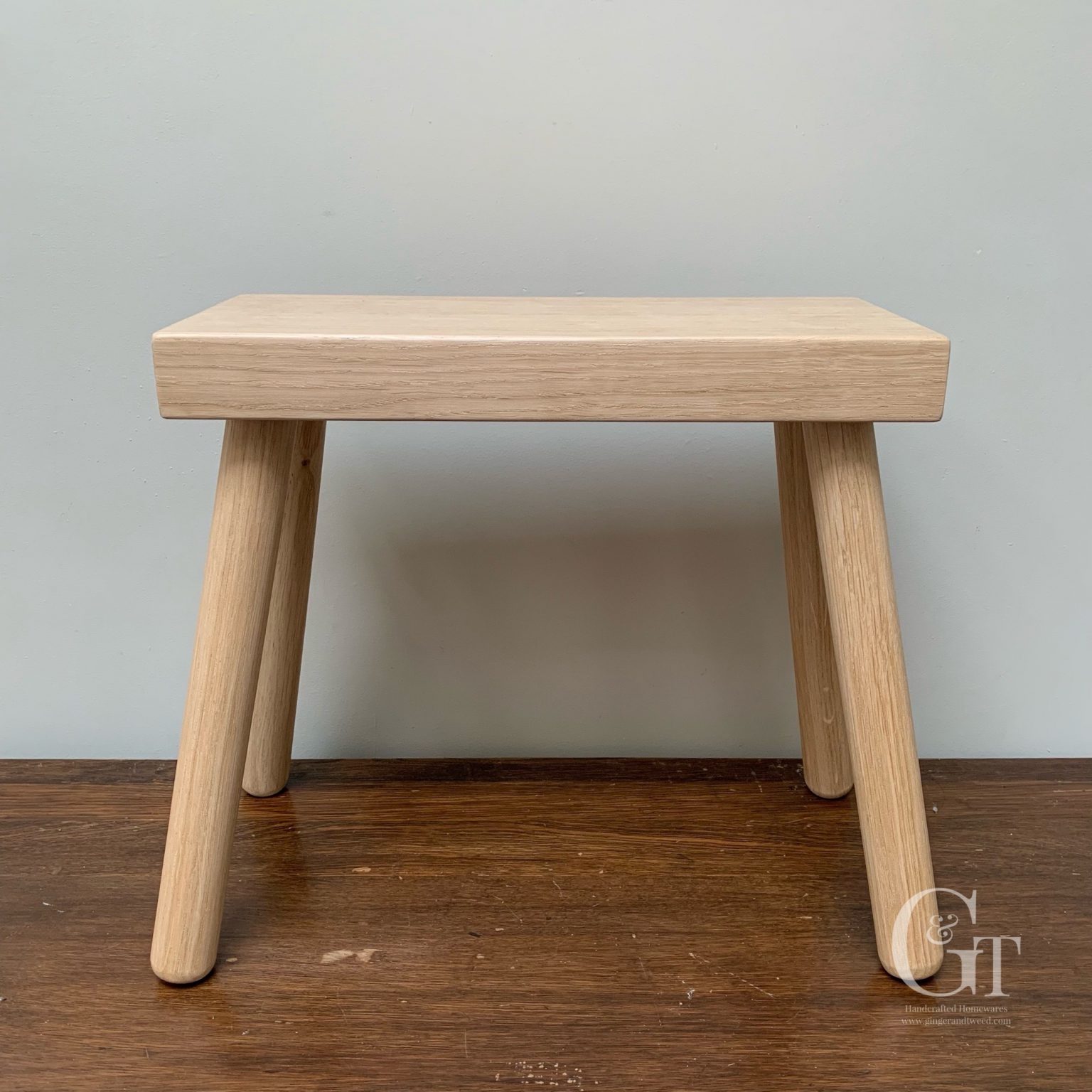 Milking Stool – Oak – Ginger and Tweed
